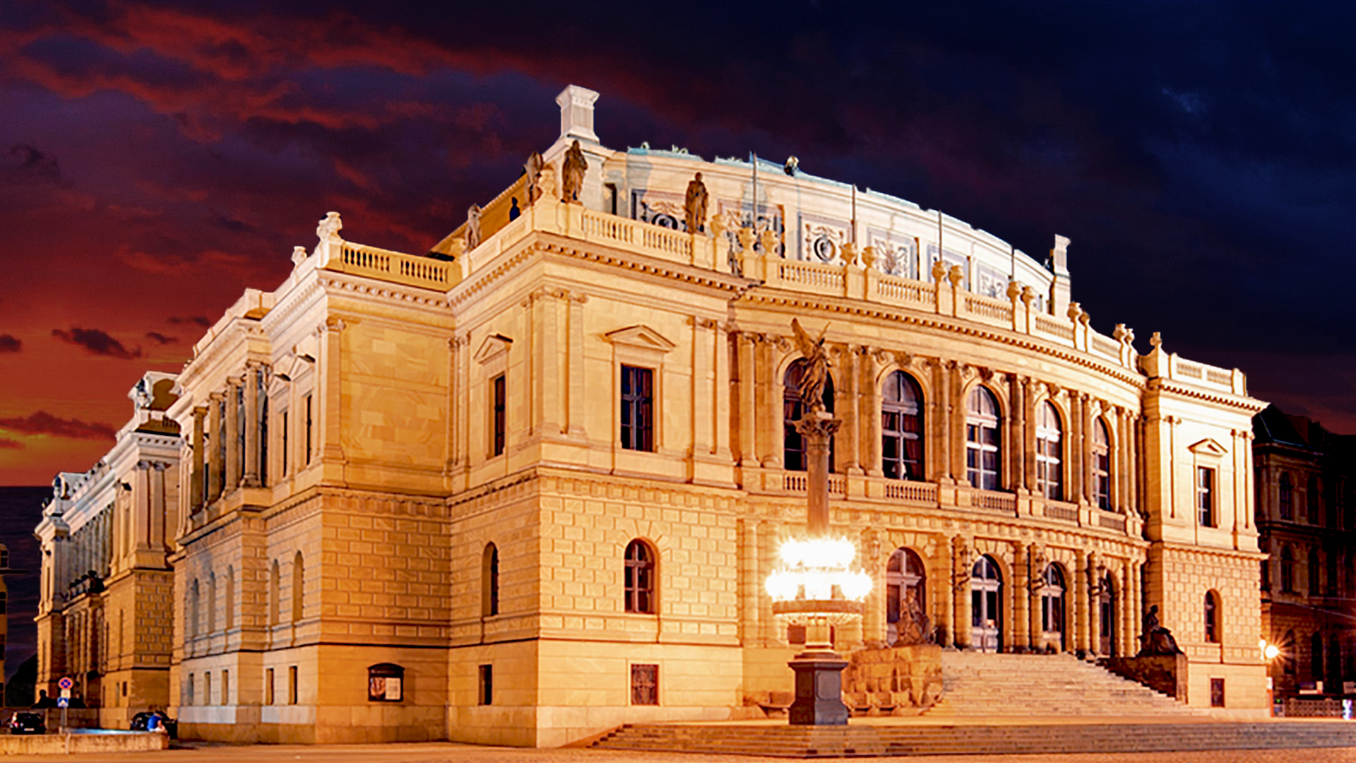 RUDOLFINUM | AT THE CHARLES BRIDGE